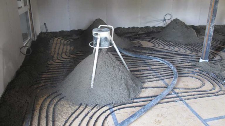 Chape traditionnelle: Prix, Pose, Types, Avantages. - PaveBéton