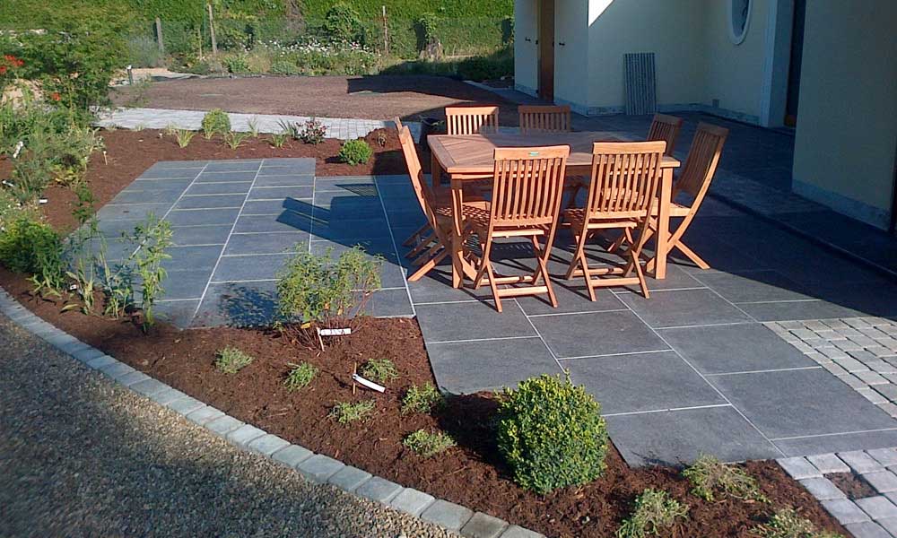 Terrasse en dalles de béton: Avantages, Types, Prix - PaveBéton