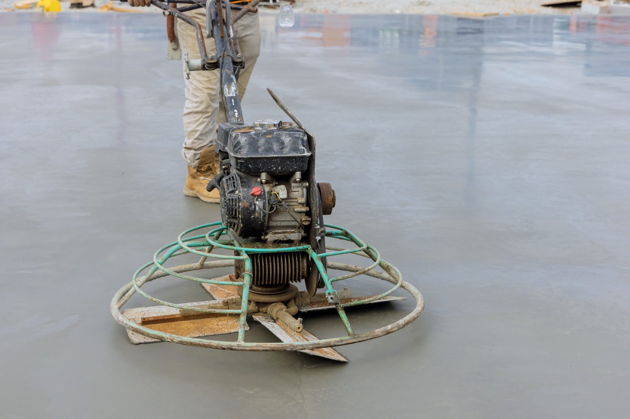 Chape liquide ciment : de quoi s’agit-il et quels sont les avantages ...